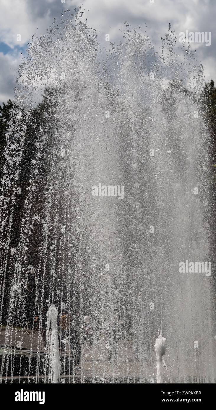 Lighted water jets hi-res stock photography and images - Alamy