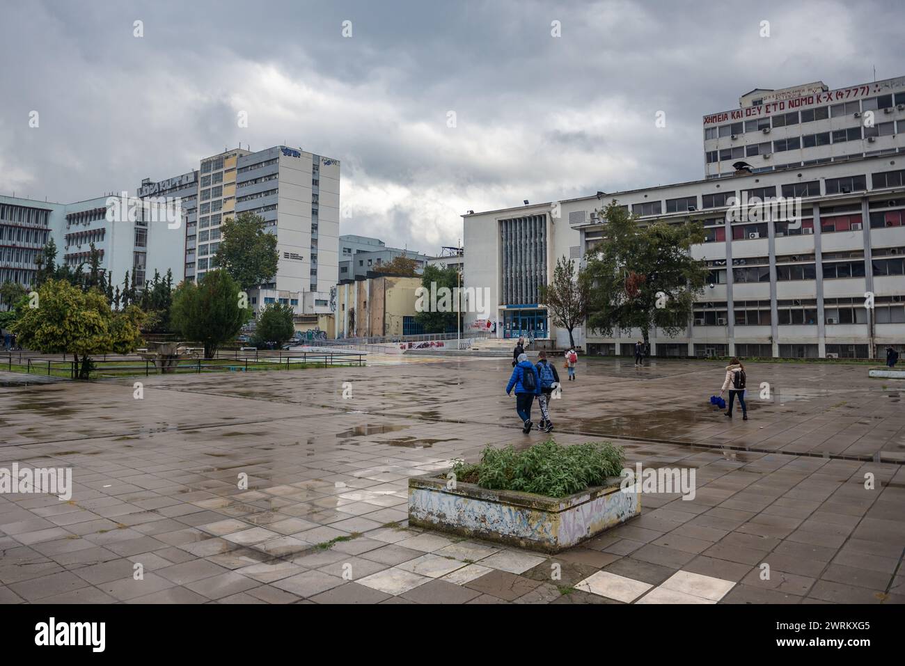 Biology Department and School of Chemistry, Aristotle University of ...