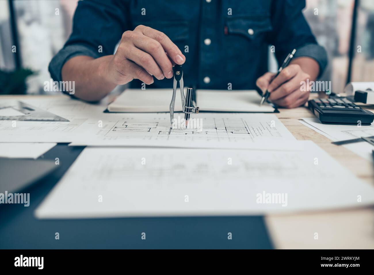 Plan layout calculator divider hi-res stock photography and images - Alamy