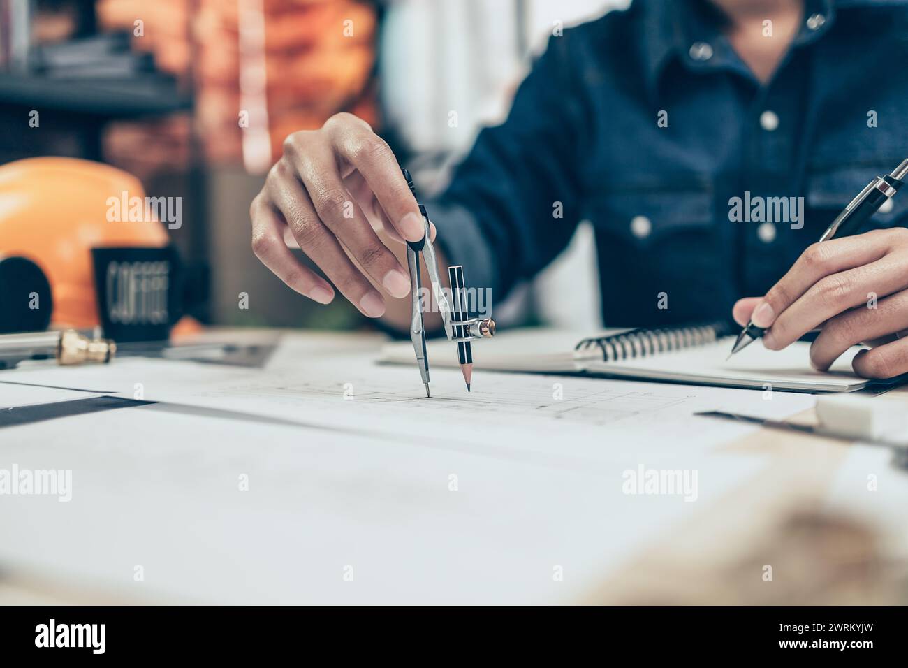 Plan layout calculator divider hi-res stock photography and images - Alamy