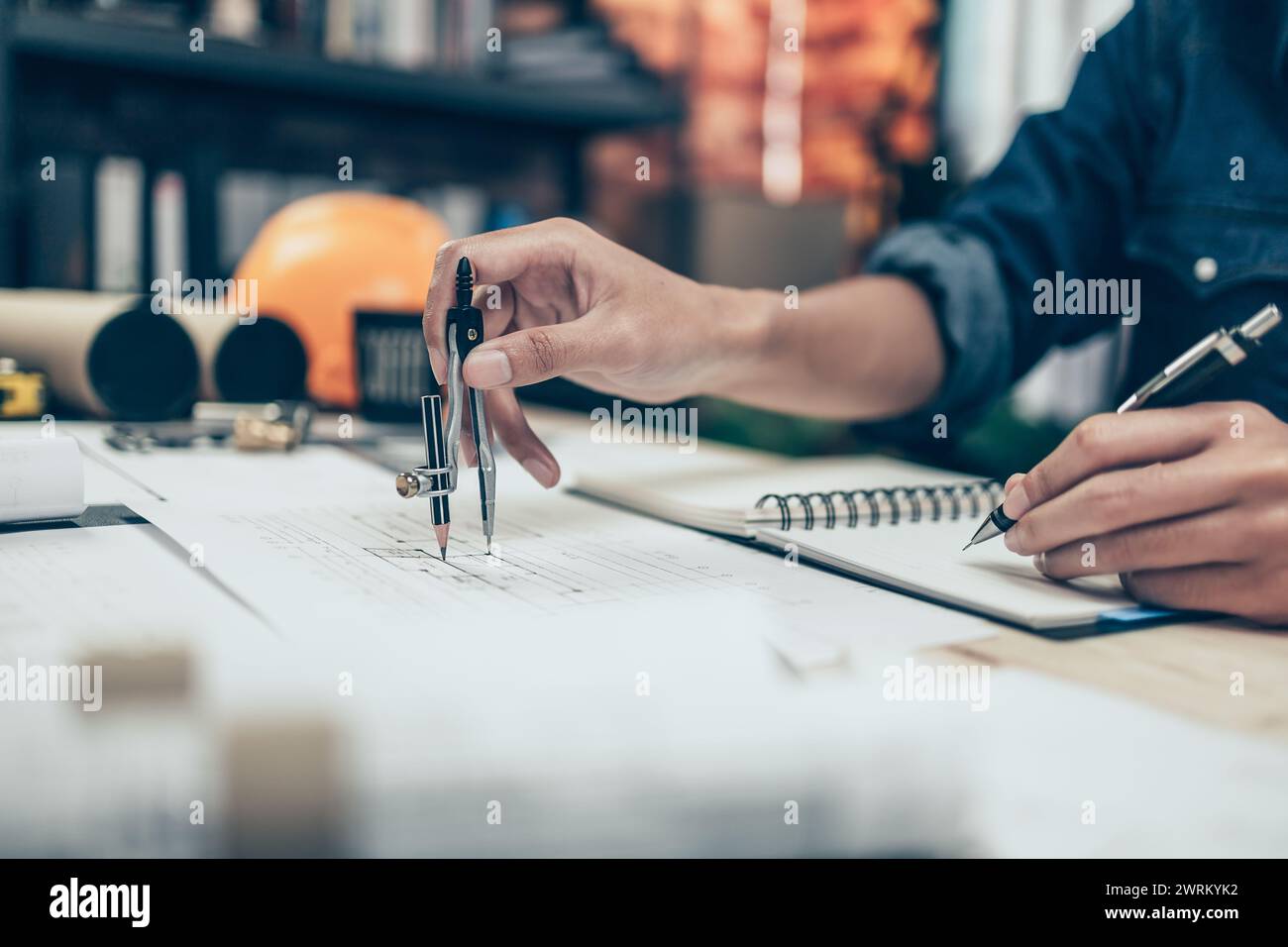 Plan layout calculator divider hi-res stock photography and images - Alamy