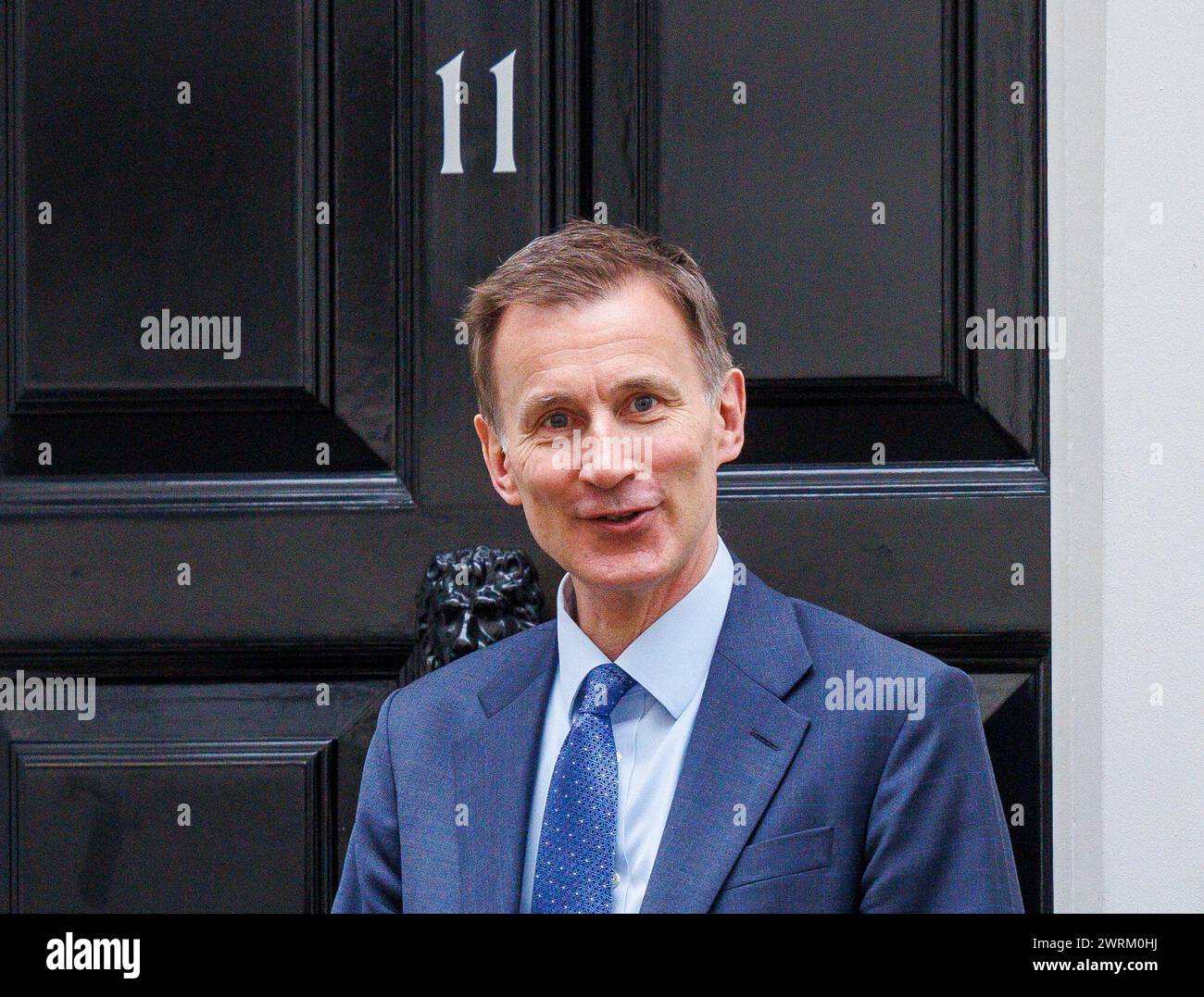 Number 11 downing street hi-res stock photography and images - Alamy