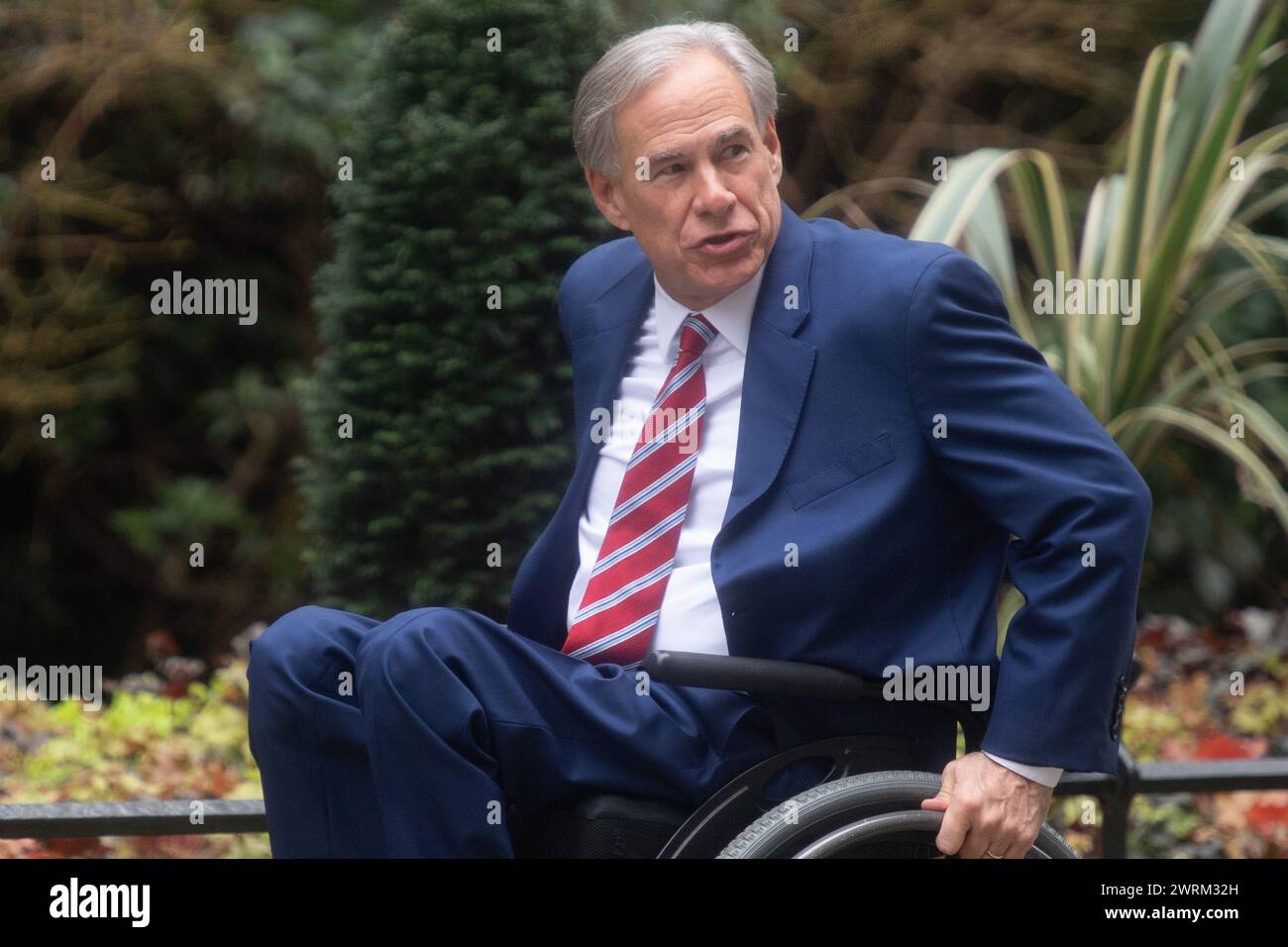 Greg abbott governor of texas hi-res stock photography and images - Alamy