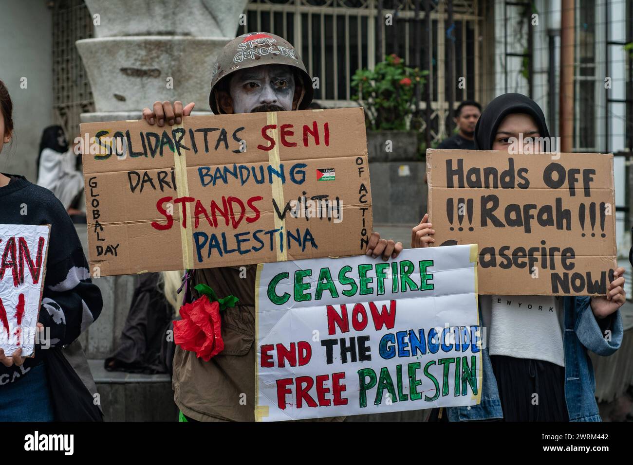 ART SOLIDARITY ACTION FOR PALESTINE Members of the Arts Solidarity for ...