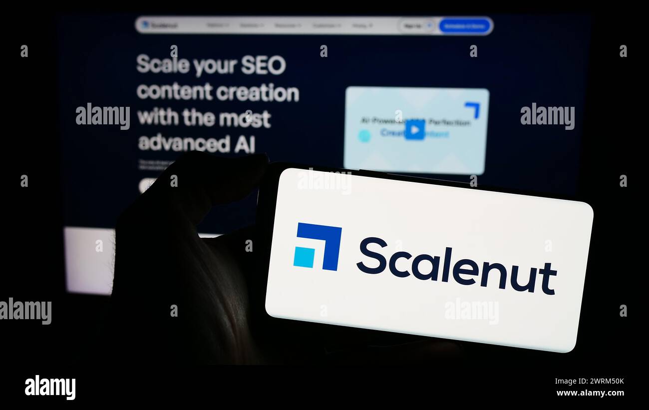 Scalenut logo hi-res stock photography and images - Alamy