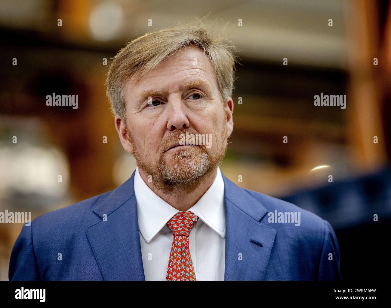 ROTTERDAM - King Willem-Alexander during a working visit to MINDbase of ...