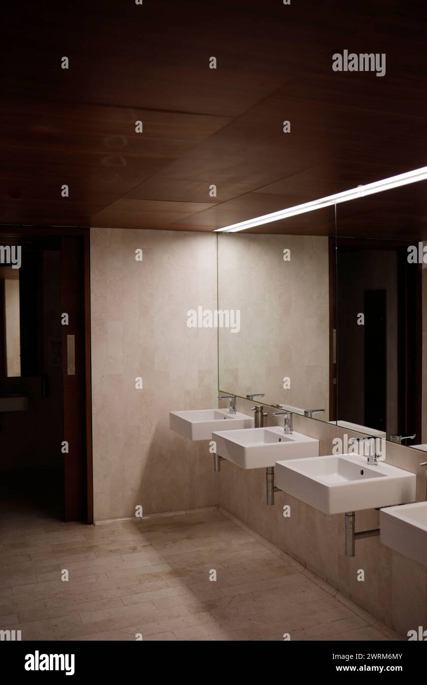 Ordinary bathroom hi-res stock photography and images - Alamy