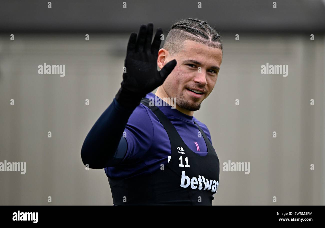 Kalvin phillips west ham hi-res stock photography and images - Alamy