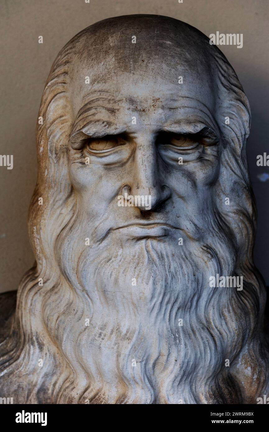 Genious leonardo da vinci hi-res stock photography and images - Alamy