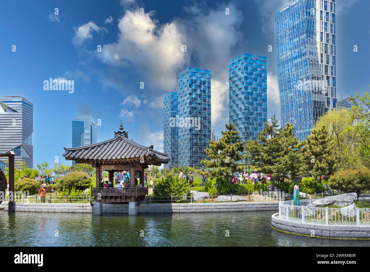 Songdo central park hi-res stock photography and images - Alamy