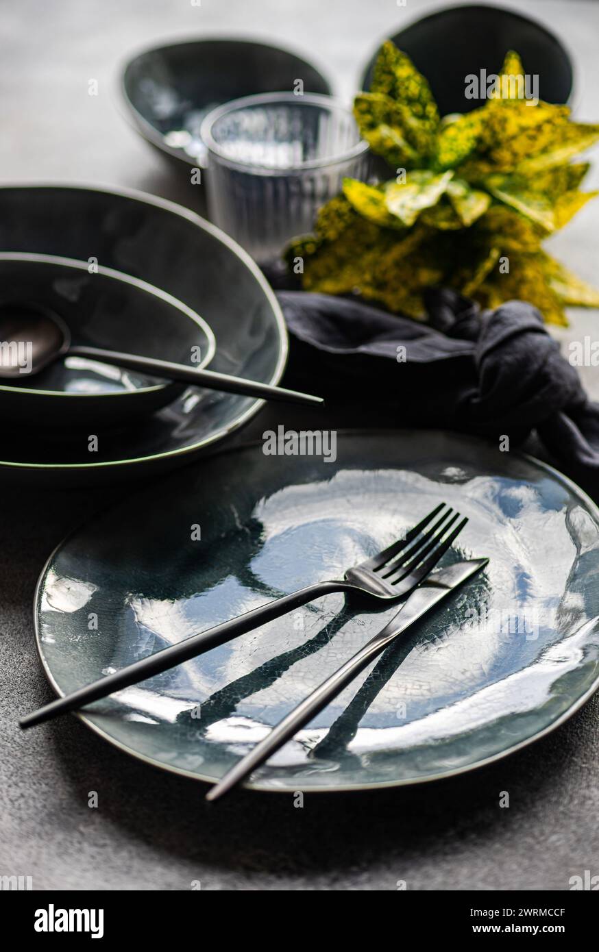 Sleek dining table hi-res stock photography and images - Alamy