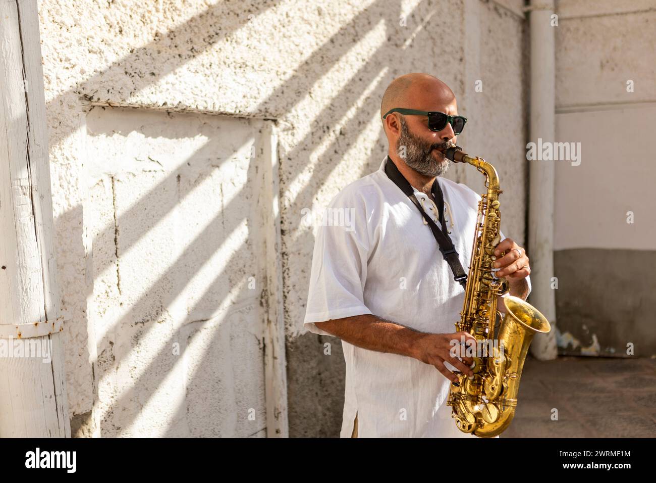 Celebrating jazz hi-res stock photography and images - Alamy