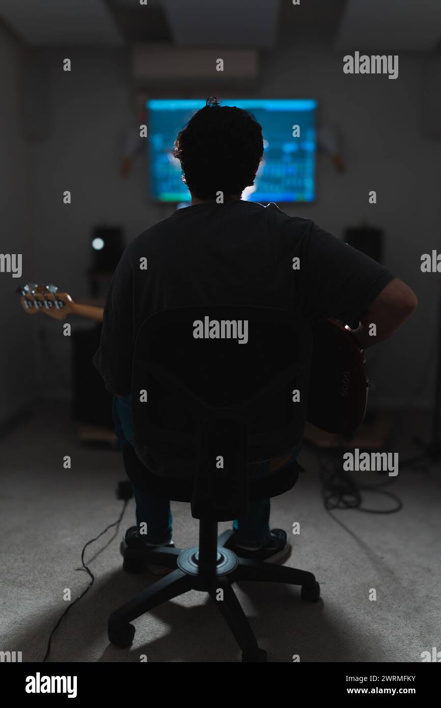 Man facing computer silhouette hi-res stock photography and images - Alamy