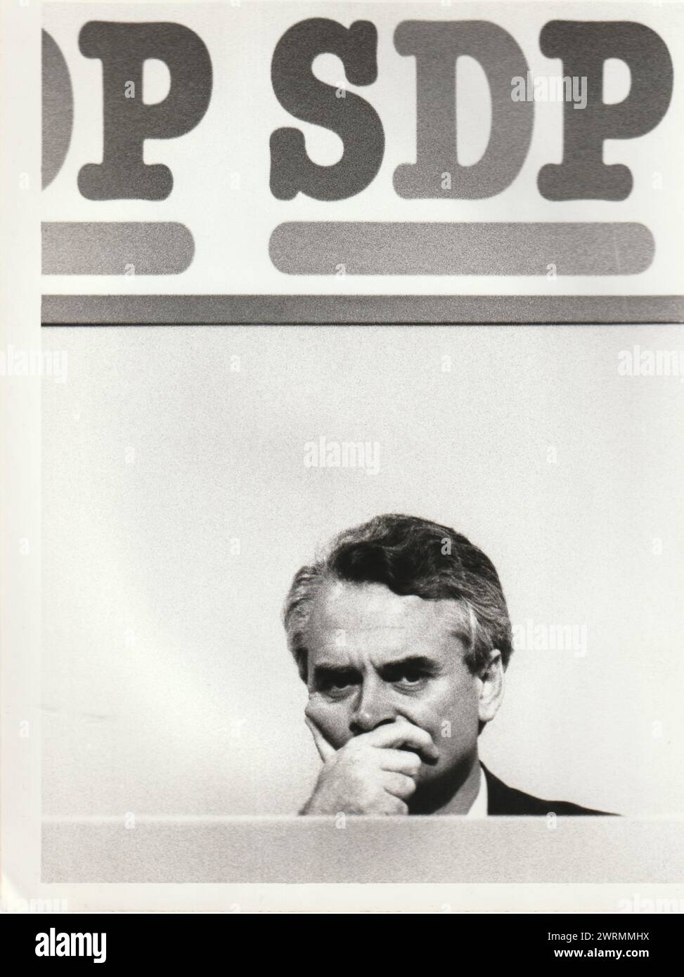 ROBERT McLELLAN AT THE SDP PARTY CONFERENCE, PORTSMOUTH 1987 PIC MIKE ...