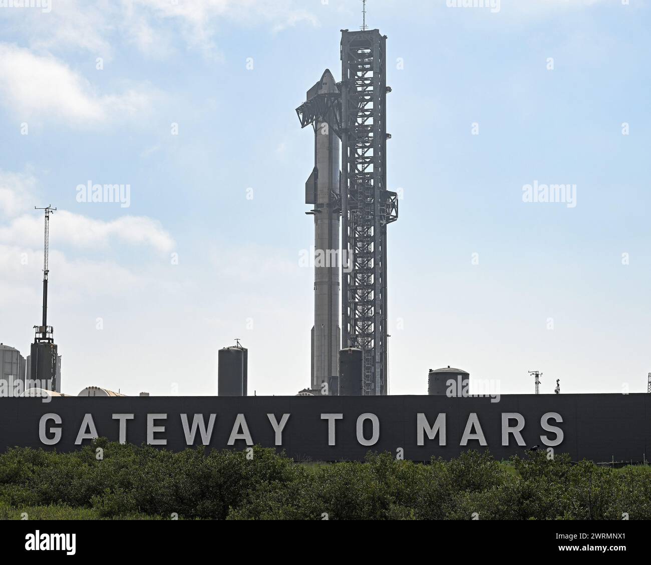 Starship launch 2024 hi-res stock photography and images - Alamy
