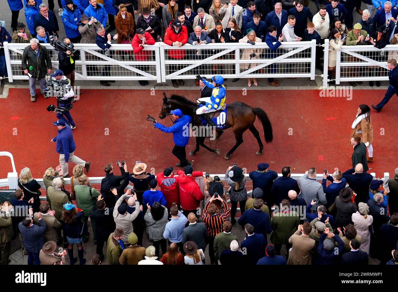 Langer dan cheltenham hi-res stock photography and images - Alamy