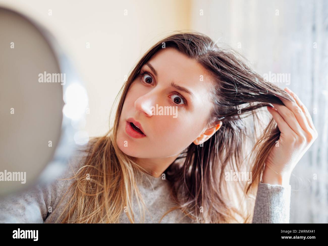 Greasy looking hair hi-res stock photography and images - Alamy