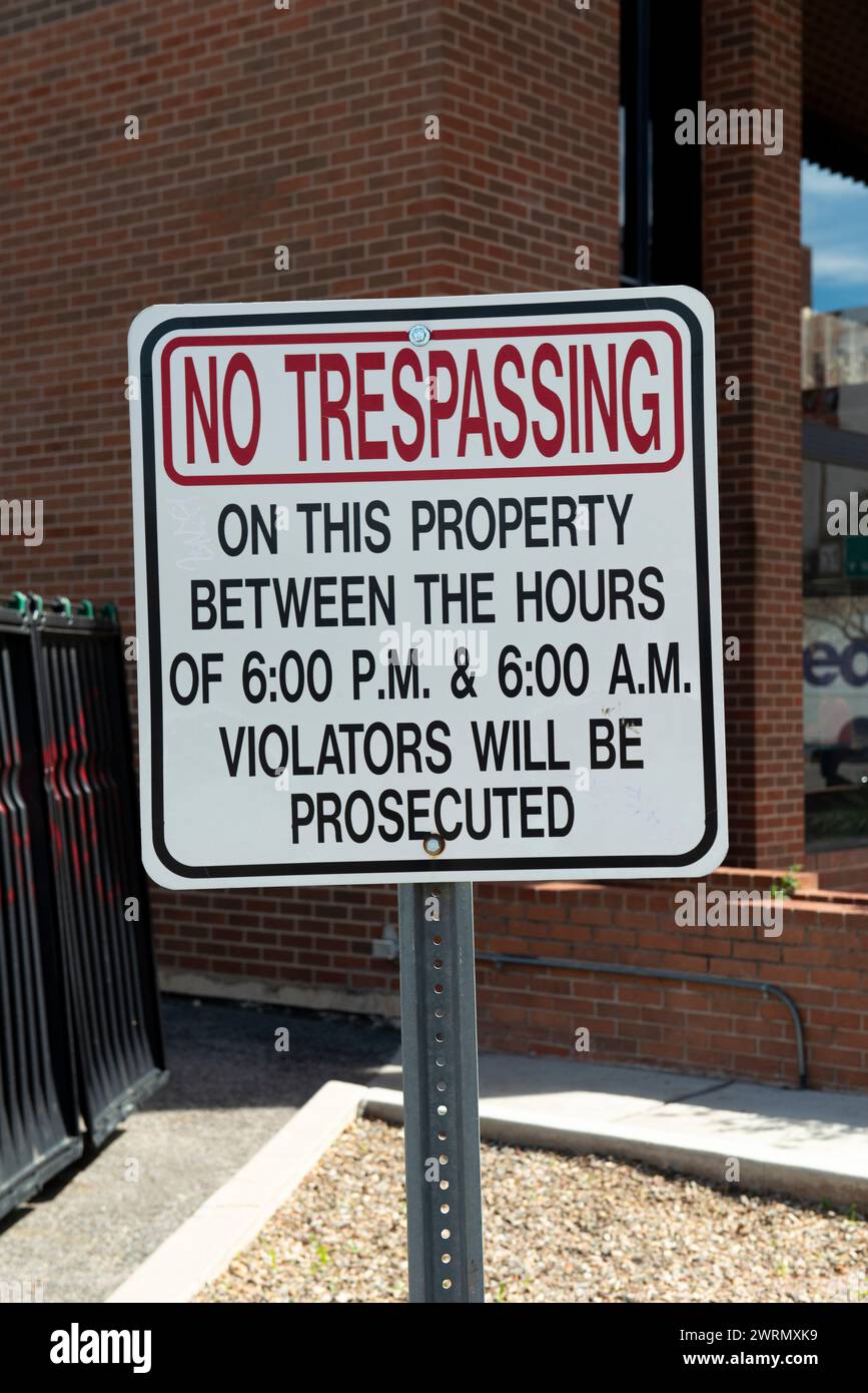 Gate sign banner warning information hi-res stock photography and ...