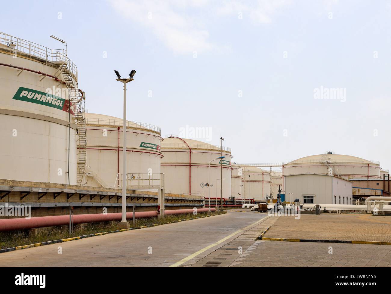 Luanda port terminal hi-res stock photography and images - Alamy