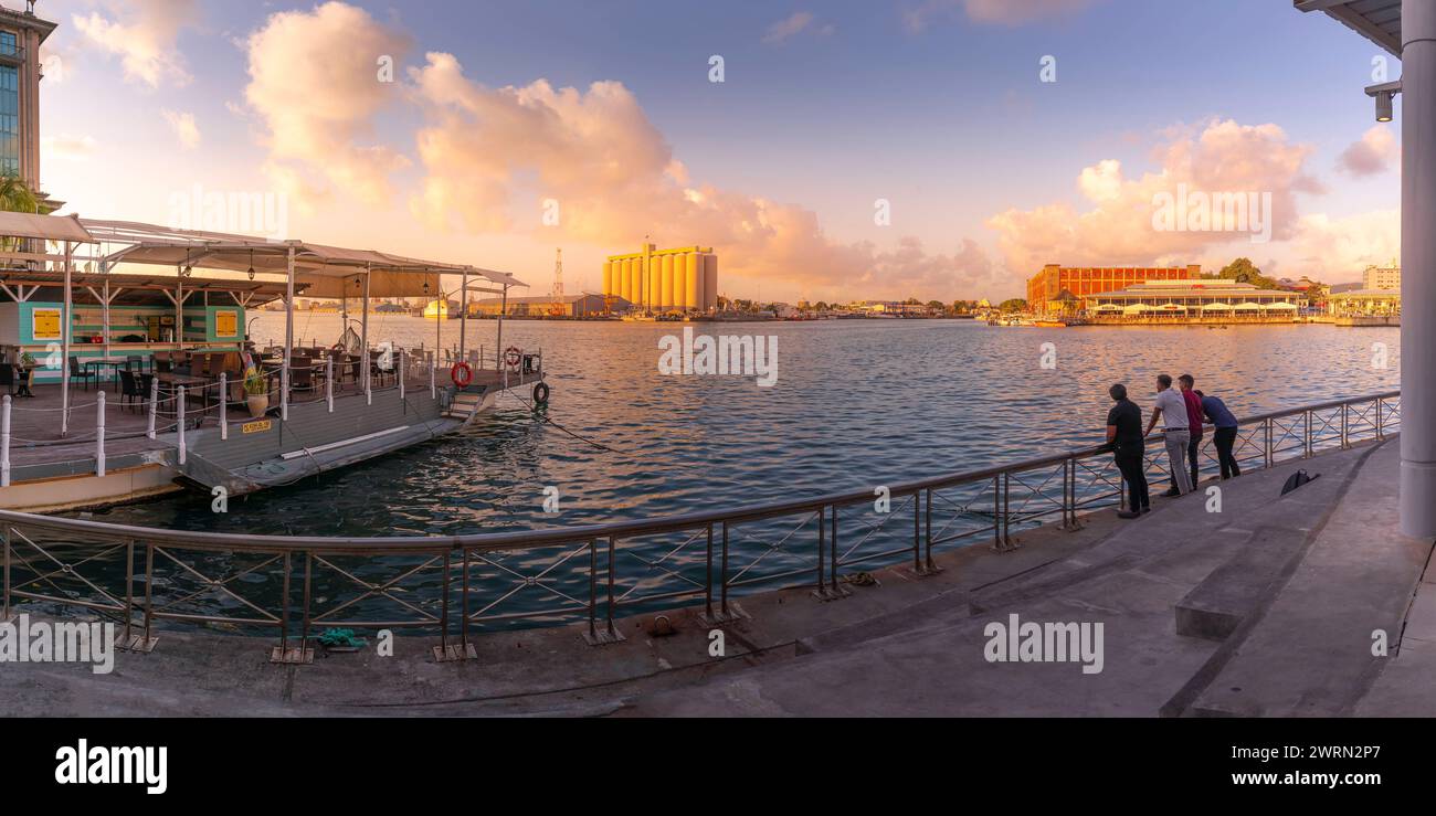 View of Caudan Waterfront in Port Louis at sunset, Port Louis ...