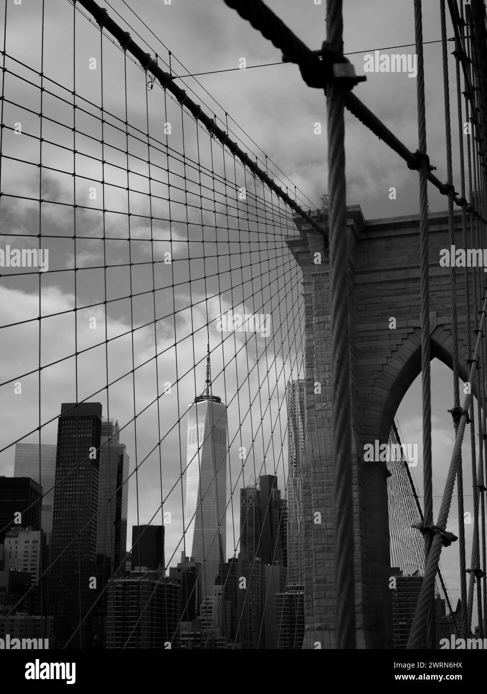 Freedom tower brooklyn bridge new york Black and White Stock Photos ...