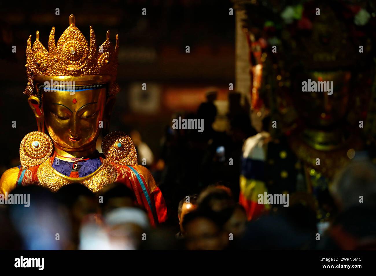 Devotees adorned in idols hi-res stock photography and images - Alamy