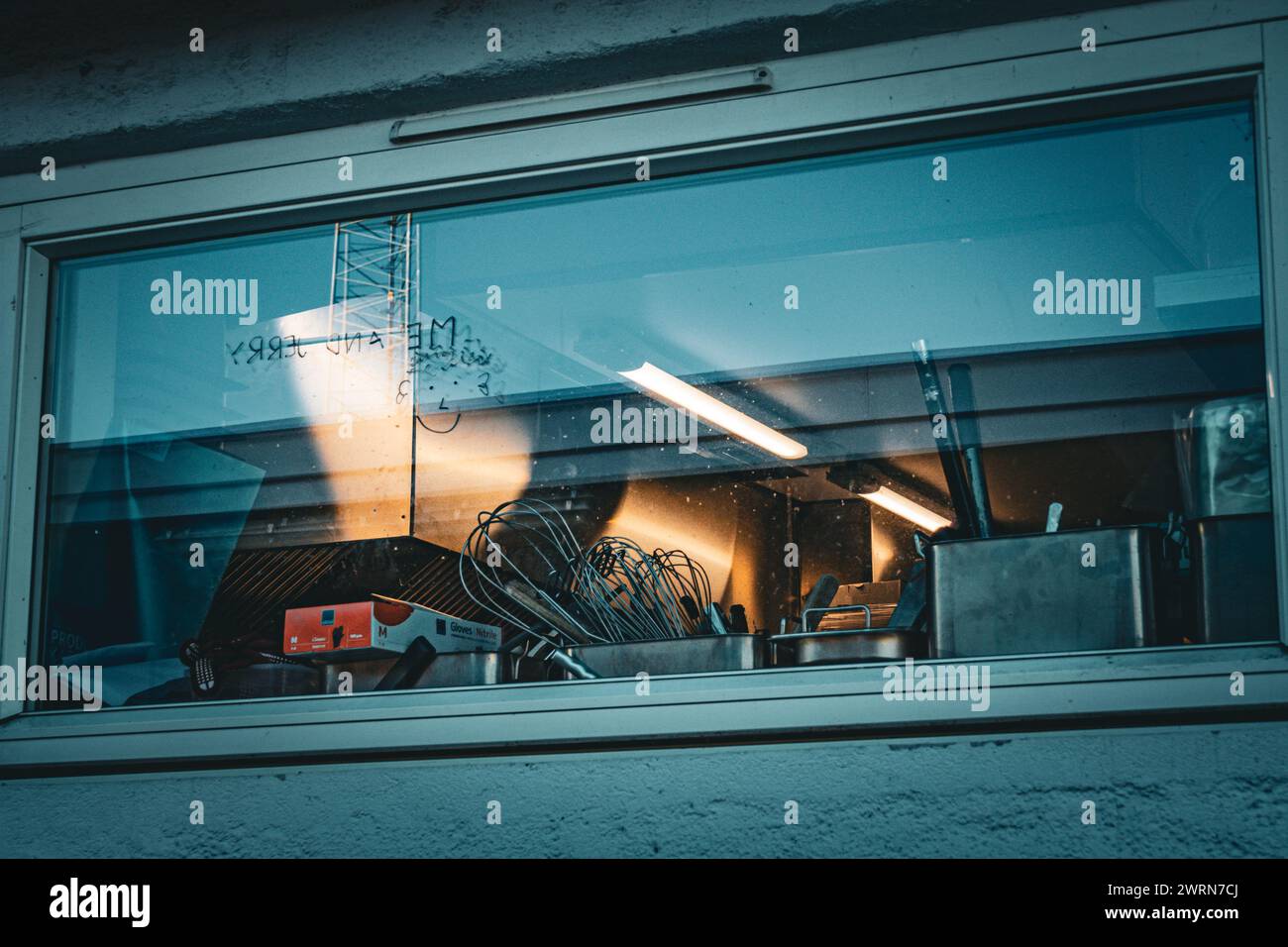 Restaurant kitchen window Stock Photo - Alamy