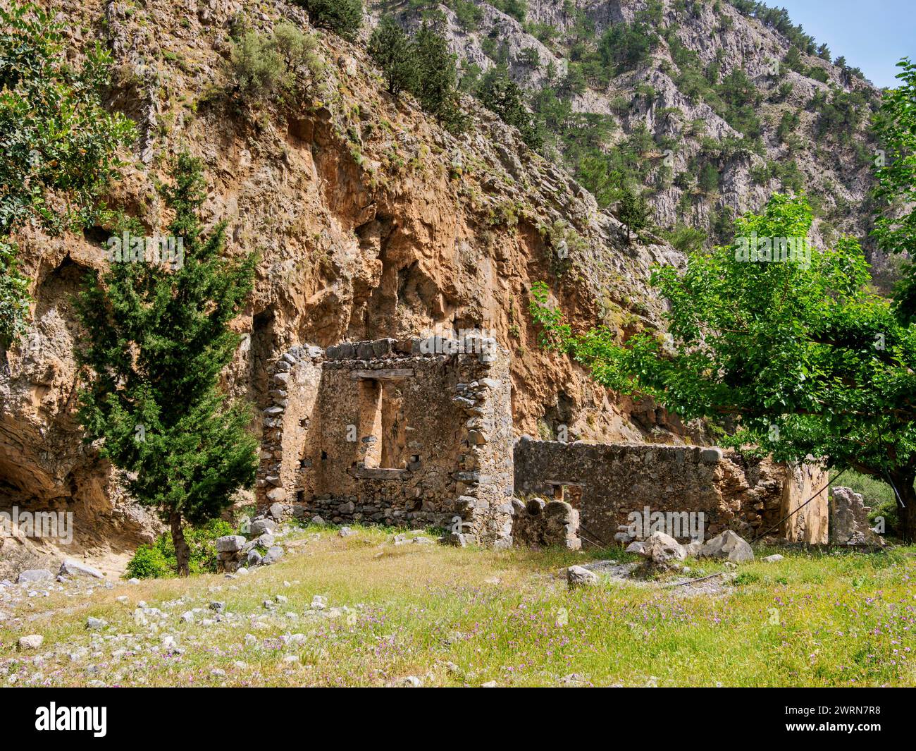 Architecture of Palea Agia Roumeli, southern way out of the Samaria ...
