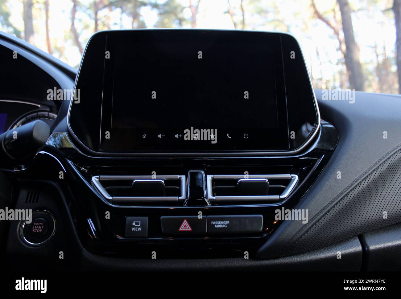 Car display interface hi-res stock photography and images - Alamy