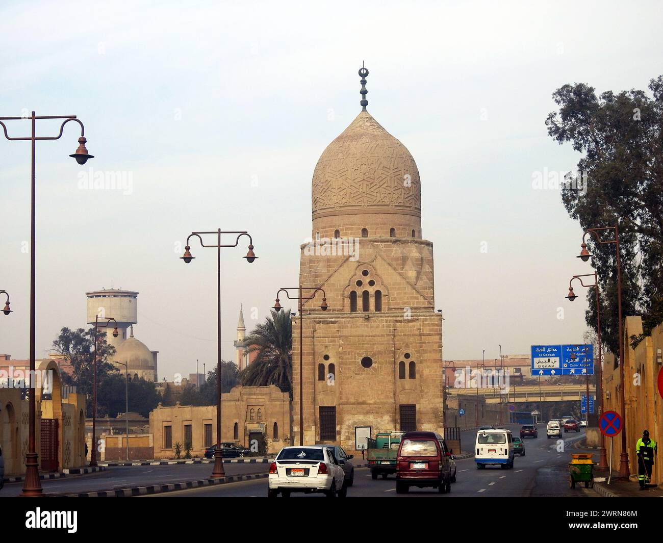 Cairo, Egypt, January 7 2023: Old Cairo area, roads, vehicles, old ...