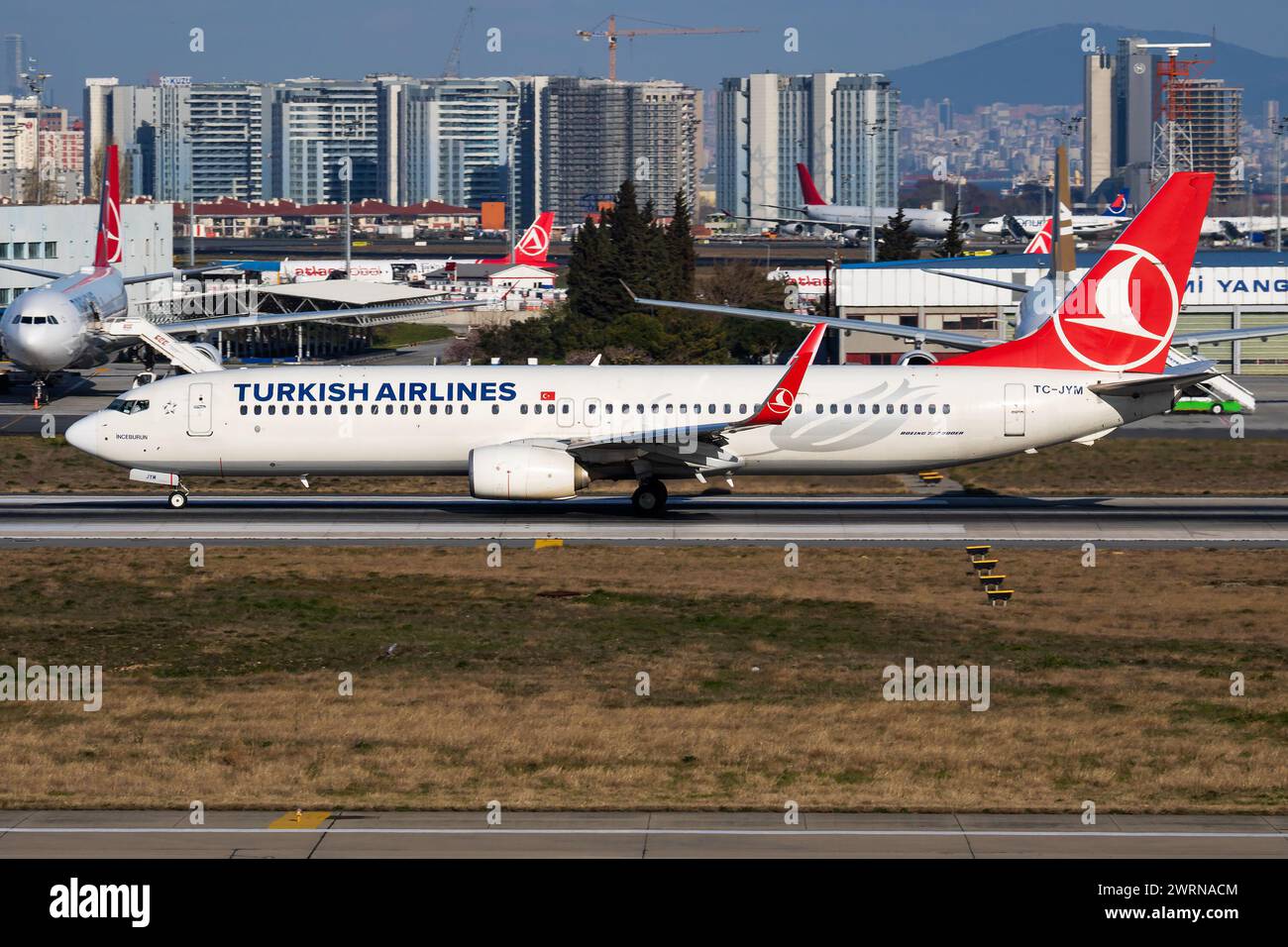 Istanbul / Turkey - March 28, 2019: Turkish Airlines Boeing 737-900 TC ...