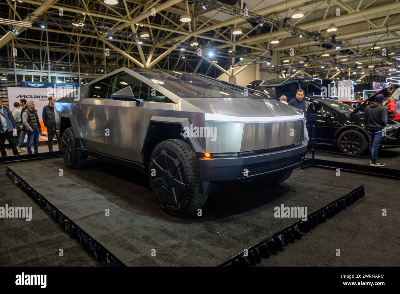 Cybertrack hi-res stock photography and images - Alamy