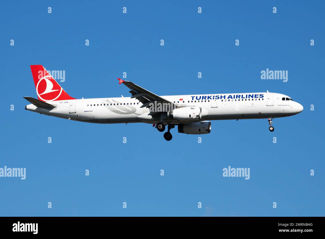 Istanbul / Turkey - March 29, 2019: Turkish Airlines Airbus A321 TC-JSA ...