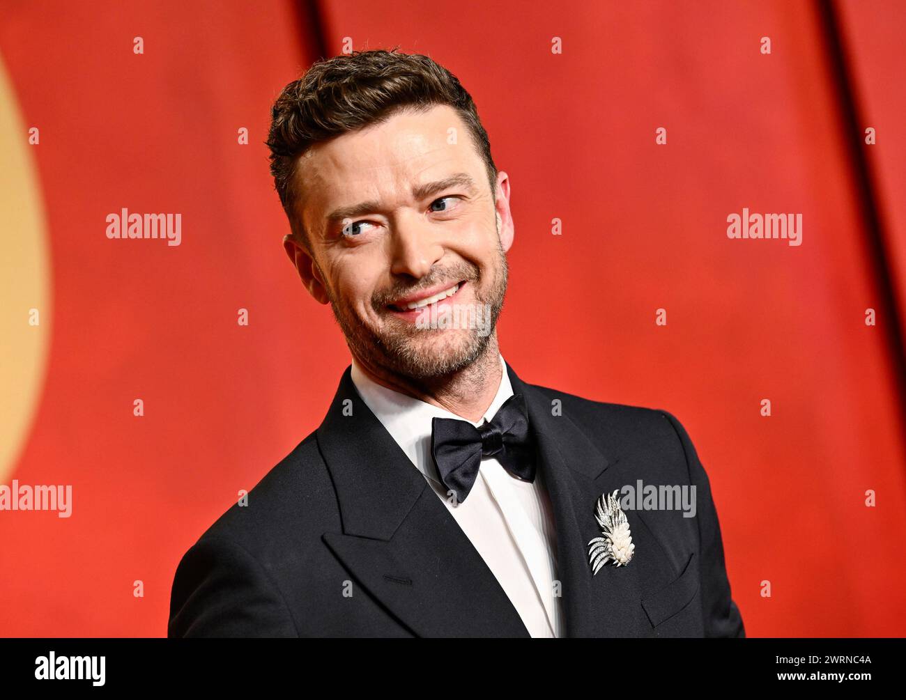 Justin Timberlake arrives at the Vanity Fair Oscar Party on Sunday ...
