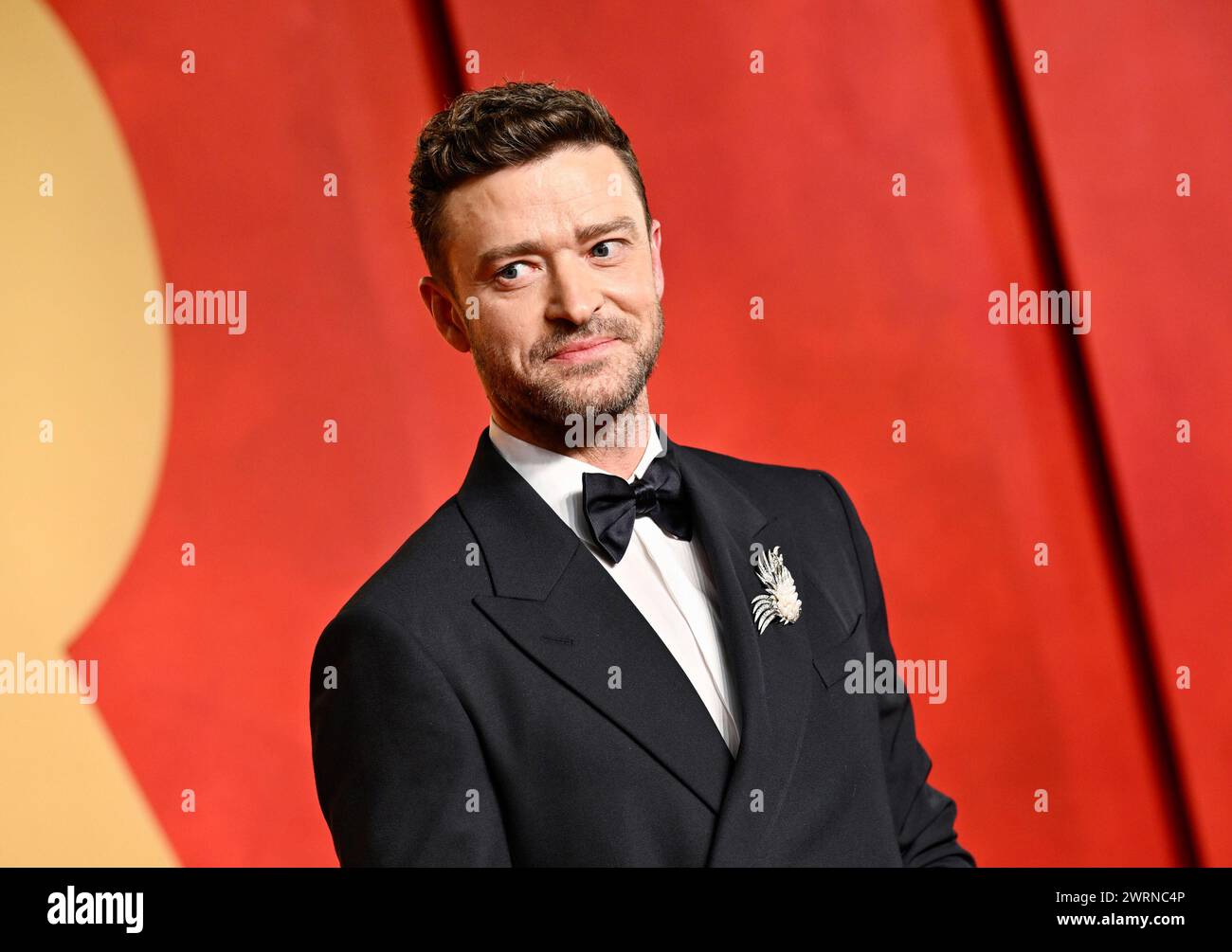 Justin Timberlake arrives at the Vanity Fair Oscar Party on Sunday ...
