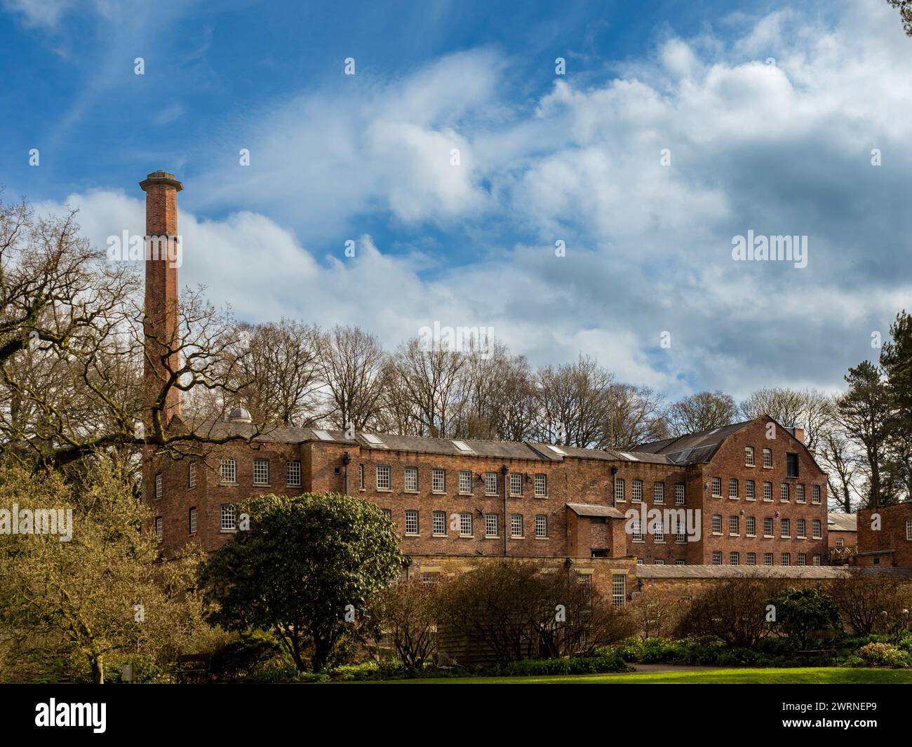 Quarry bank mill hi-res stock photography and images - Alamy