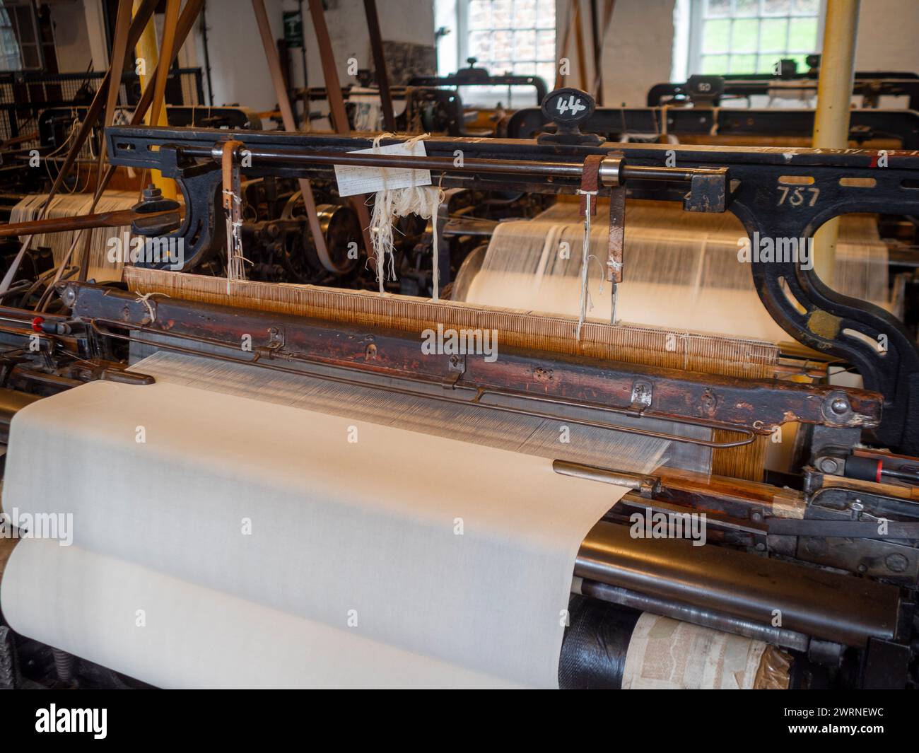 Weaving cotton fabric hi-res stock photography and images - Alamy