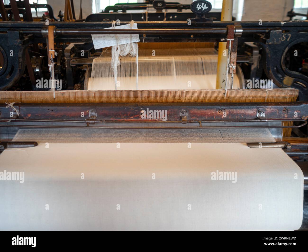 Weaving cotton fabric hi-res stock photography and images - Alamy