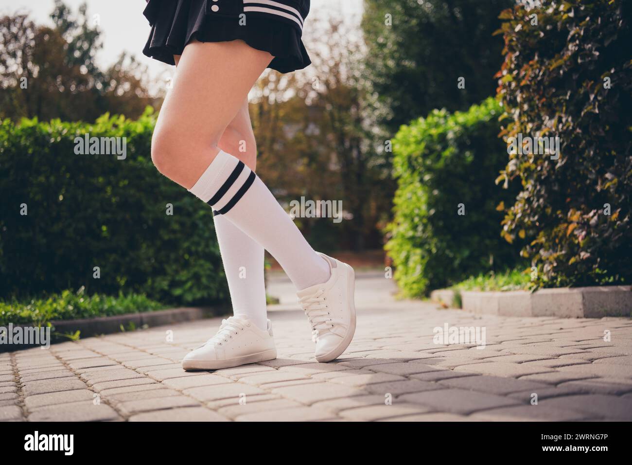 High school uniform girl legs hi-res stock photography and images - Alamy