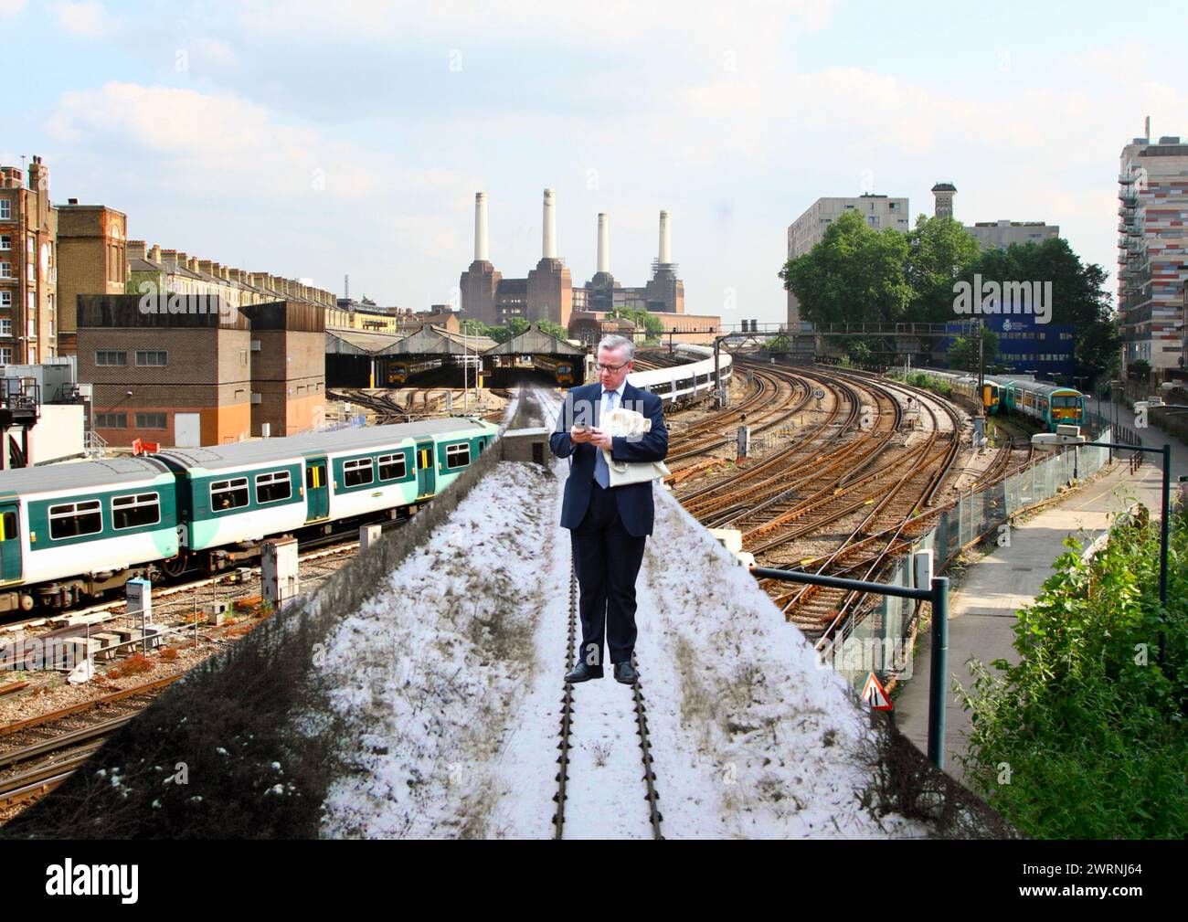 Divisional Headquarters. Michael Gove MP. Snow flake railway track ...