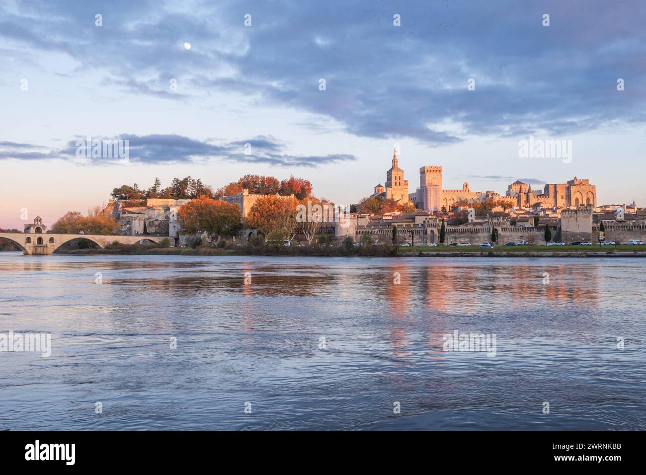 Avignon city and his famous bridge, medieval Papal city on the Rhone ...