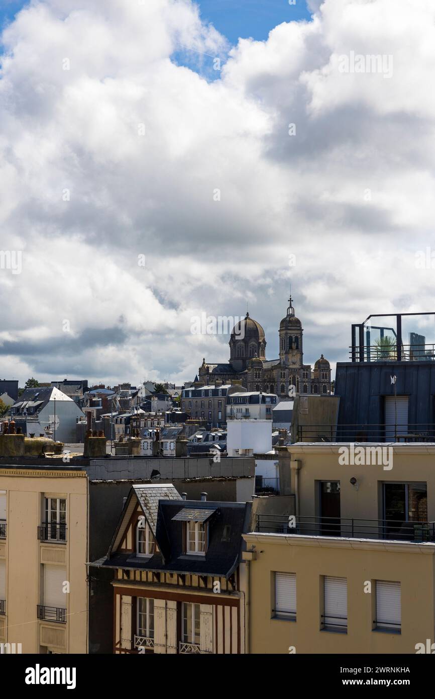 Paysage de toits hi-res stock photography and images - Alamy