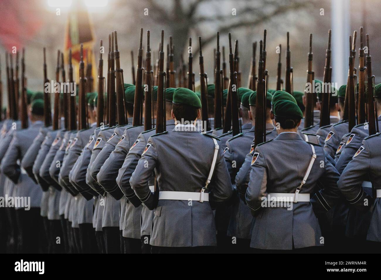 Berlin, Deutschland. 13th Mar, 2024. Soldiers from the Bundeswehr guard ...