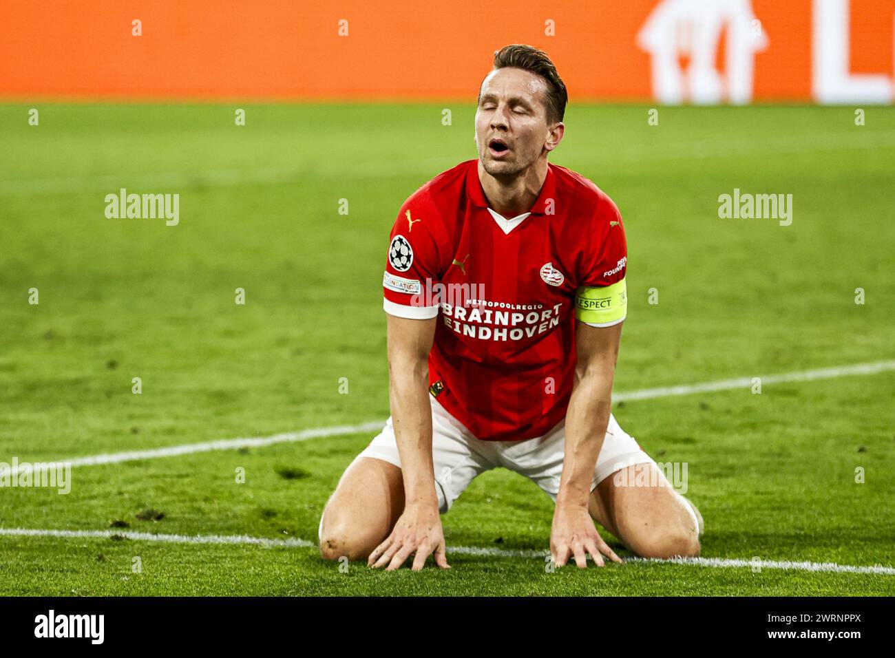 Missed signal hi-res stock photography and images - Alamy