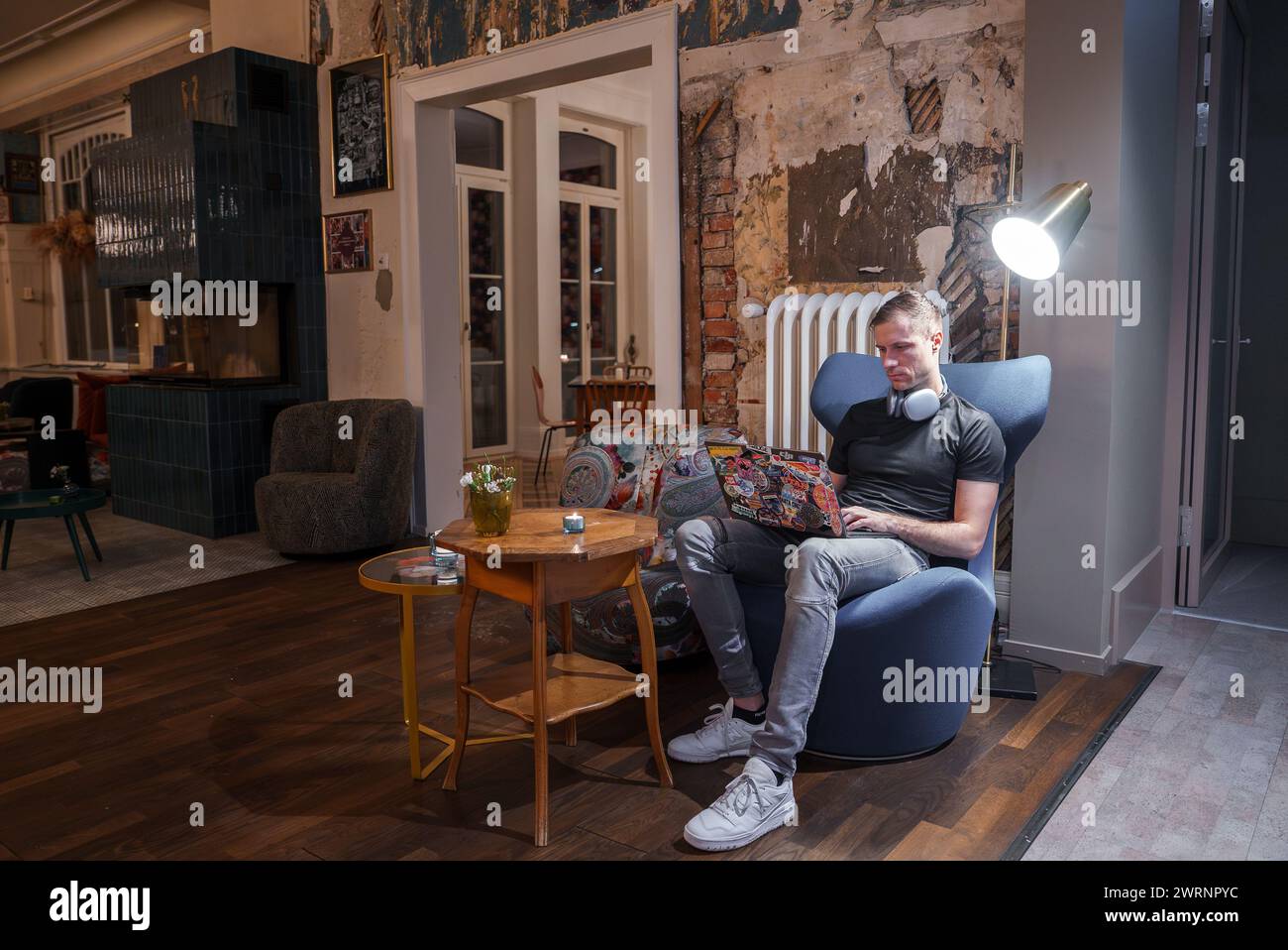 Engelberg Ski Resort's Luxury Lounge Boasts a Modern Rustic Design ...