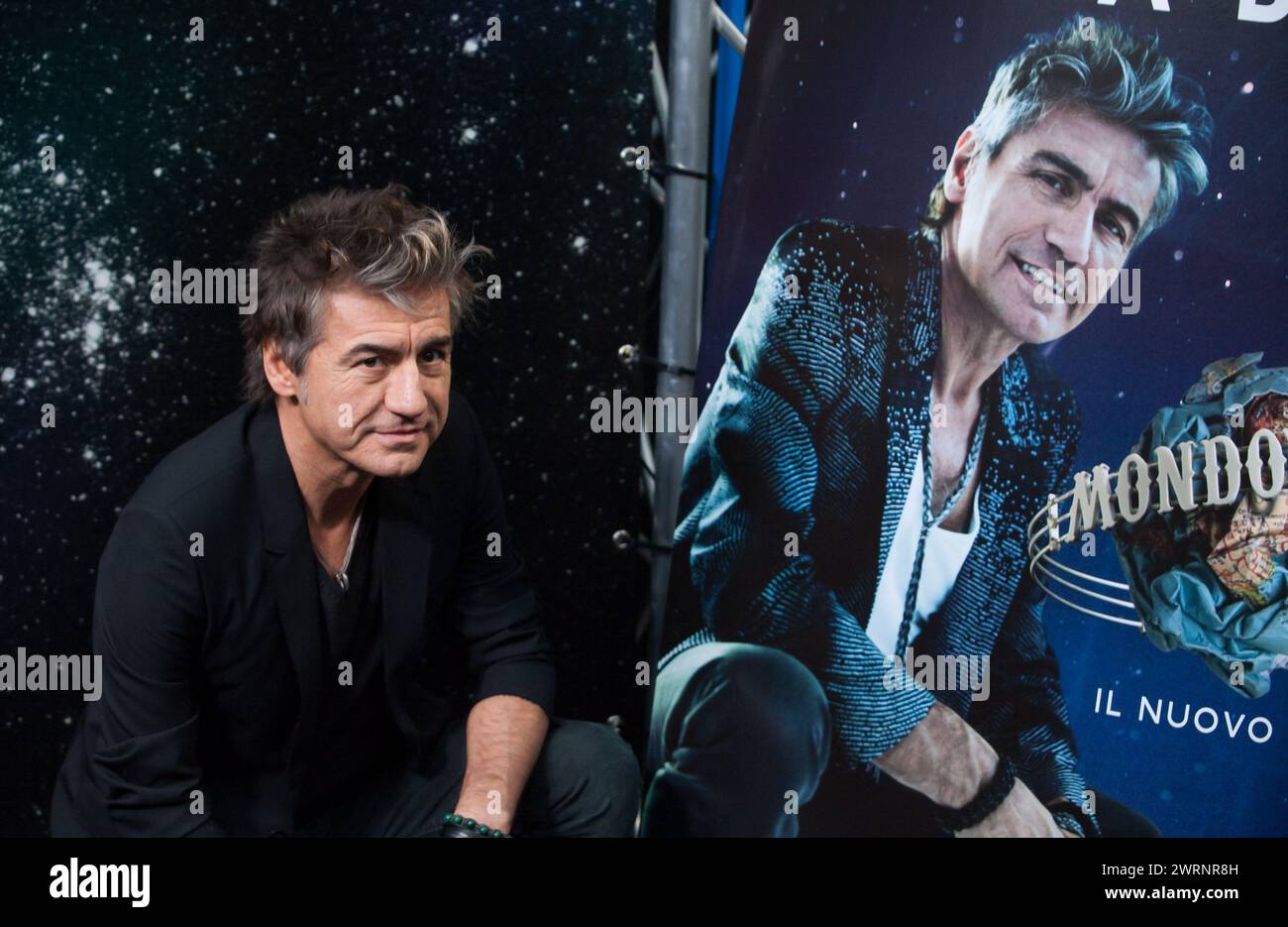 Ligabue foto 2013 hi-res stock photography and images - Alamy