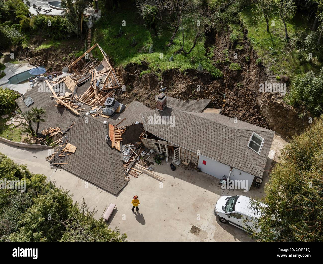 Los Angeles, USA. 13th Mar, 2024. A large landslide in the hilly ...