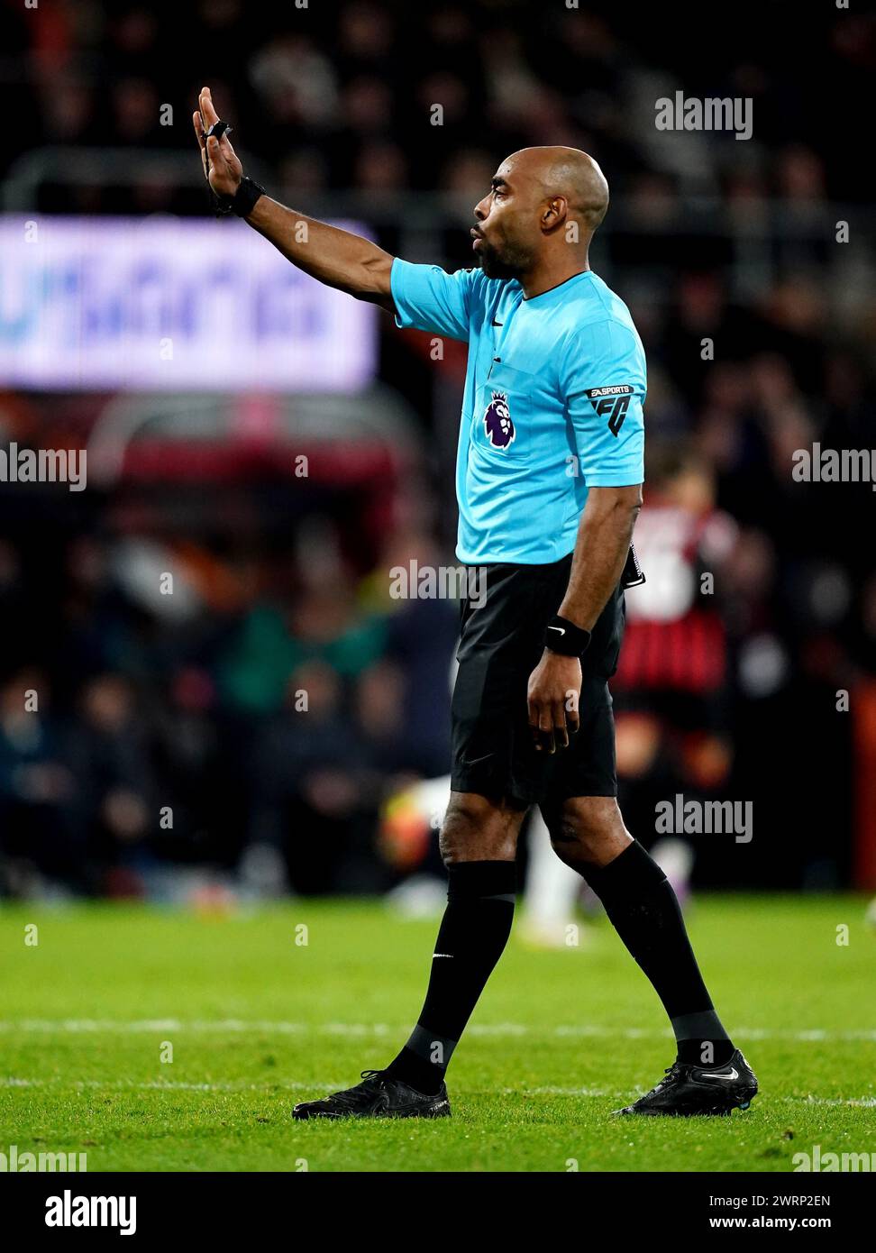 Sam allison referee hi-res stock photography and images - Alamy