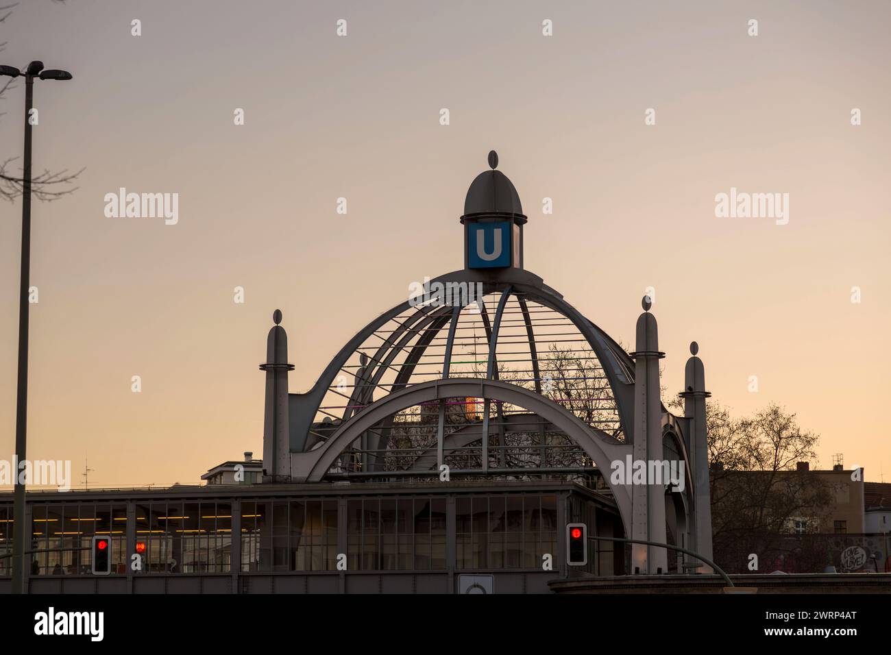 Bahn station nollendorfplatz berlin hi-res stock photography and images ...