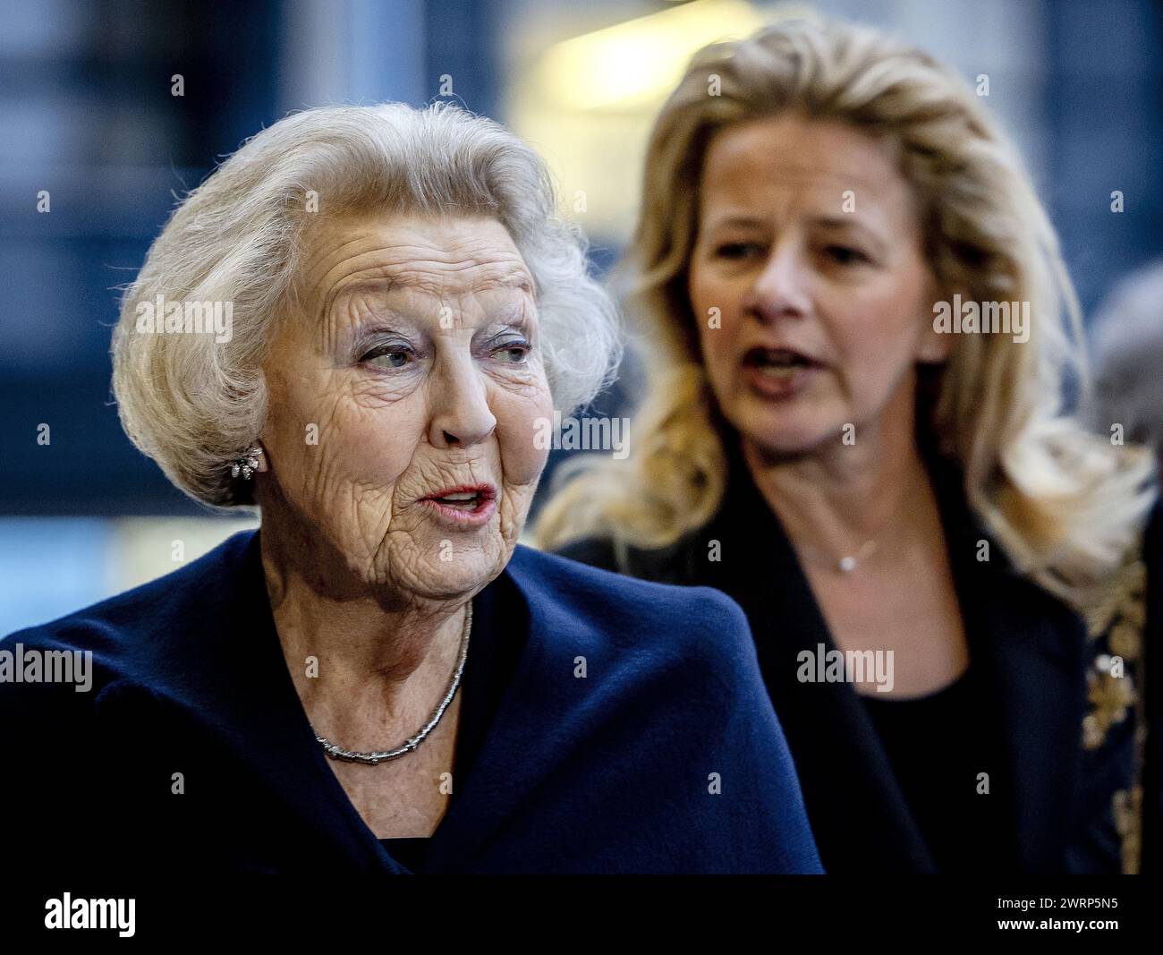 THE HAGUE - Princess Beatrix and Princess Mabel during the presentation ...